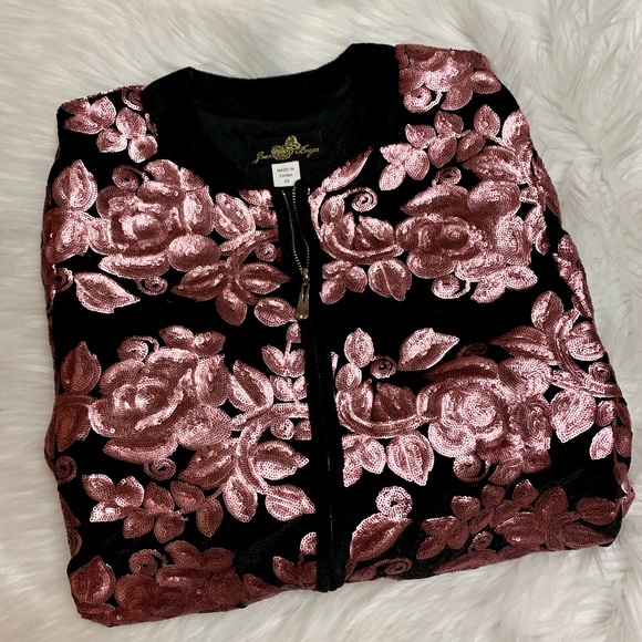 Joan Boyce | Jackets & Coats | Joan Boyce Zippered Pink Appliqu Jacket ...